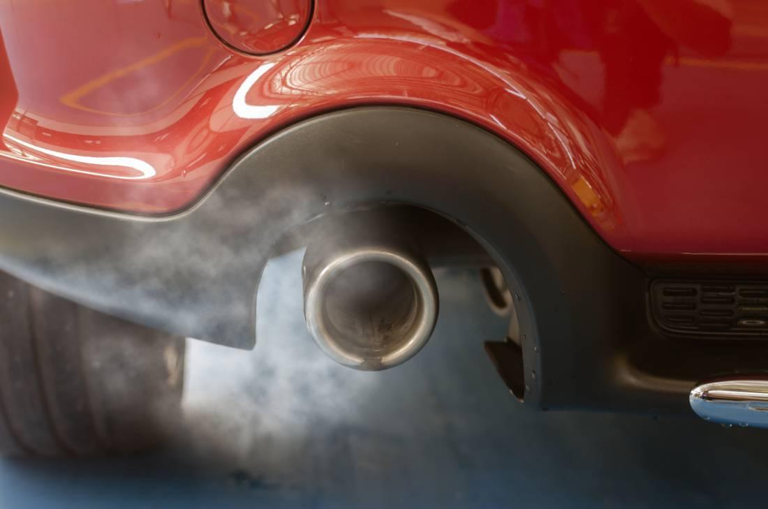 Why Car Emits White Smoke? Cause and Solution | Pilot Garage